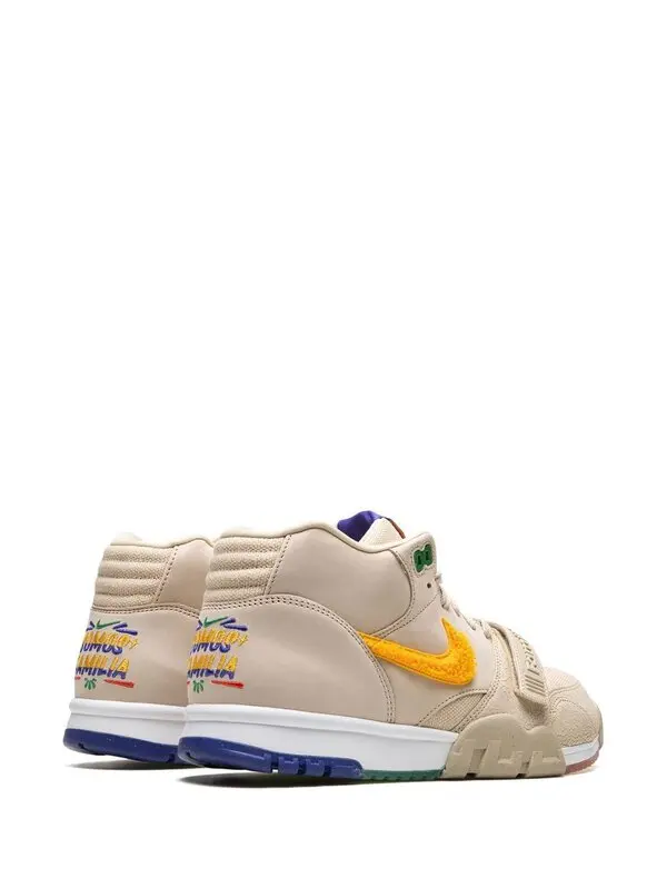 Nike Air Trainer 1 La Familia Sneakers