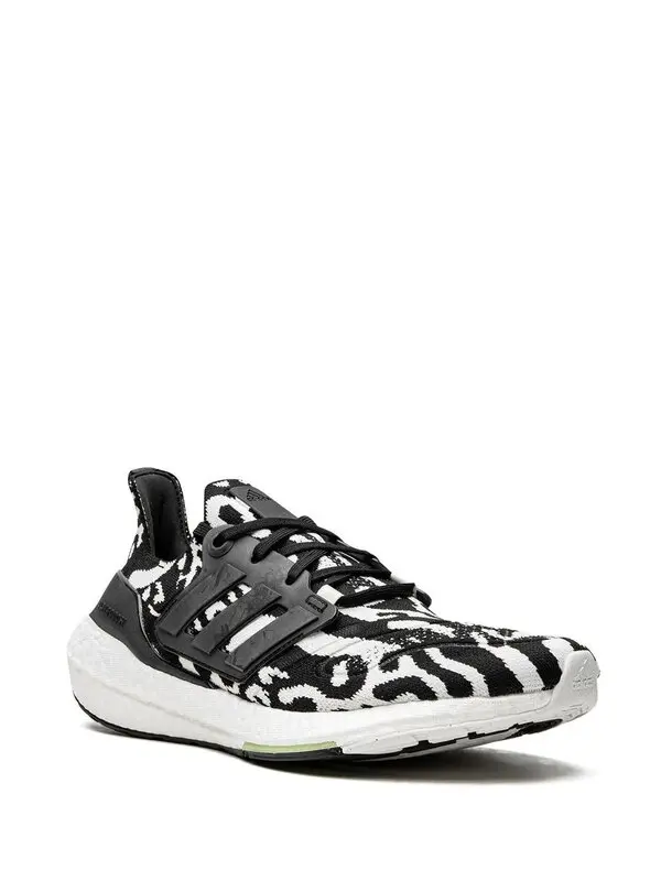 Adidas Ultraboost 22 Zebra Sneakers