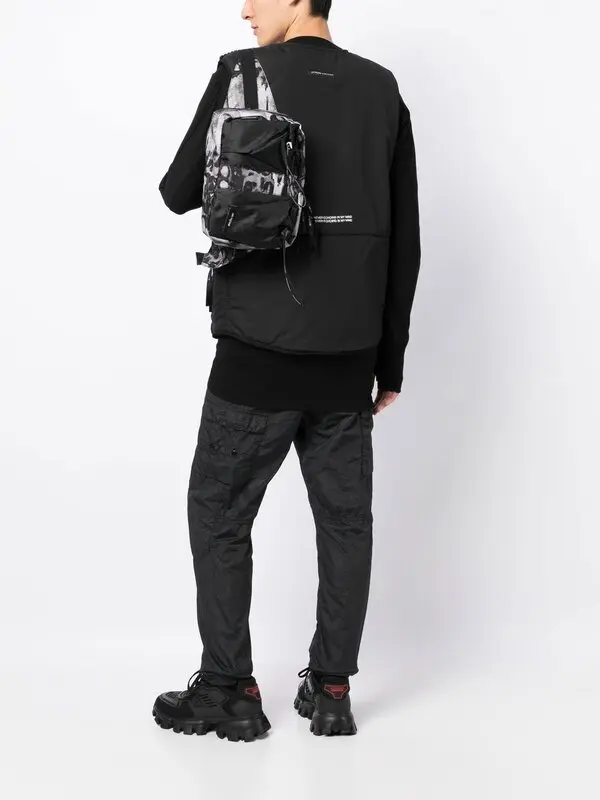 ISO.POETISM Abstract Print Shoulder Bag