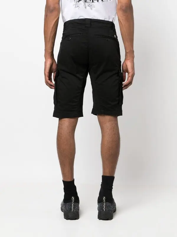 C.P. COMPANY Mid-rise Cargo Shorts - Black