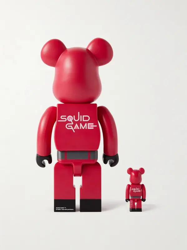 BE@RBRICK Squid Game Guard △ 100% 400% Printed Pvc Figurine Set