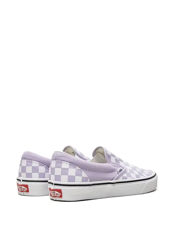 VANS Classic Slip-on Sneakers
