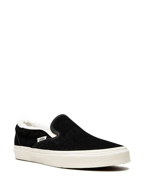 VANS Classic Slip-on Sneakers - Black
