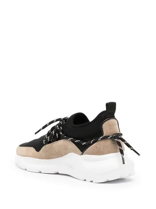PORTS V Low-top Sneakers
