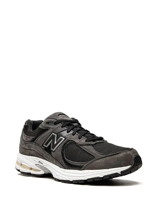 NEW BALANCE 2002 Sneakers