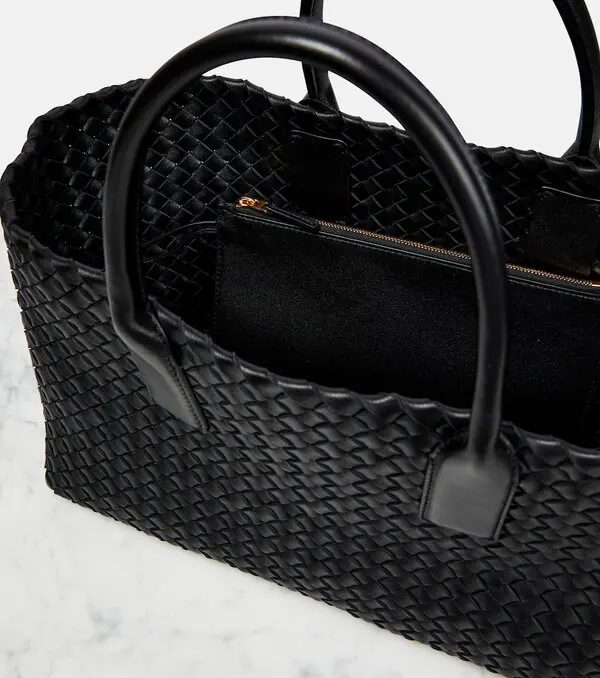 Bottega Veneta Cabat Small Leather Tote