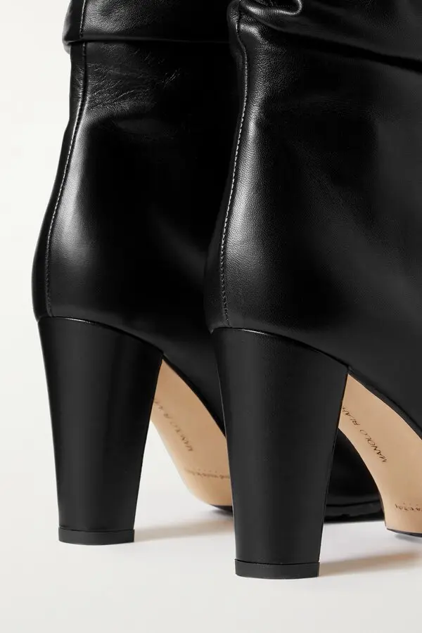 Manolo Blahnik Calasso 90 Leather Ankle Boots