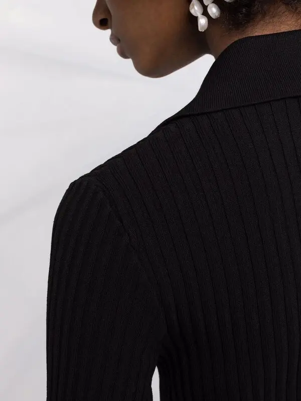 ANDREĀDAMO Ribbed Buttoned Knit Top