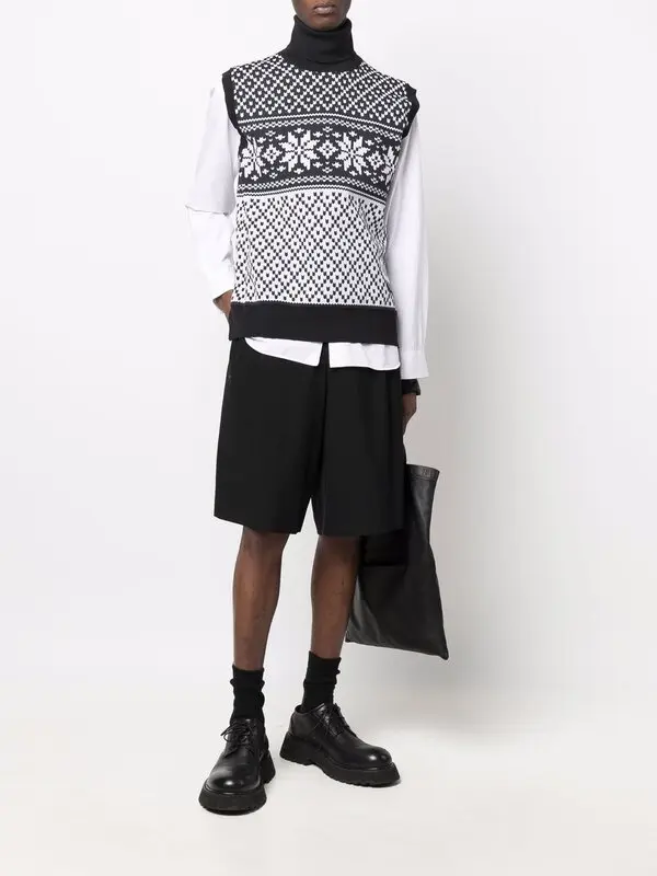 FUMITO GANRYU Embroidered Roll-neck Sleeveless Jumper