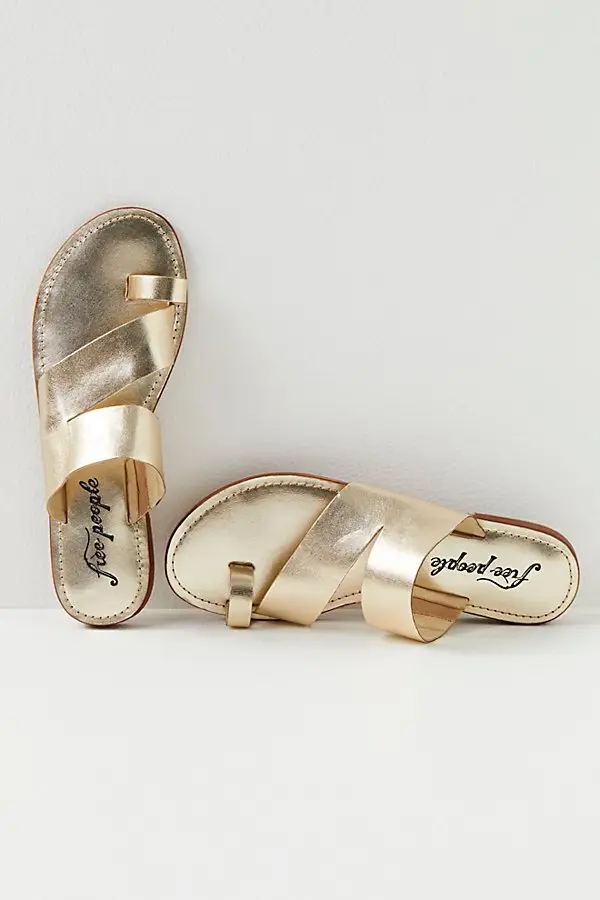Free People Abilene Leather Toe Loop Sandals - Gold Metallic
