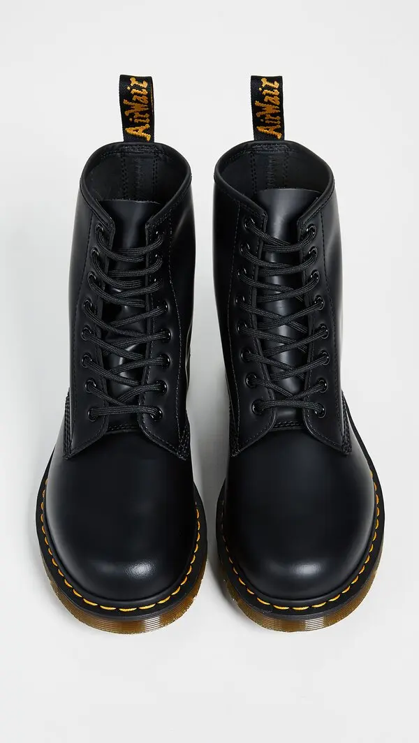 Dr. Martens 1460 8-eye Boots - Black