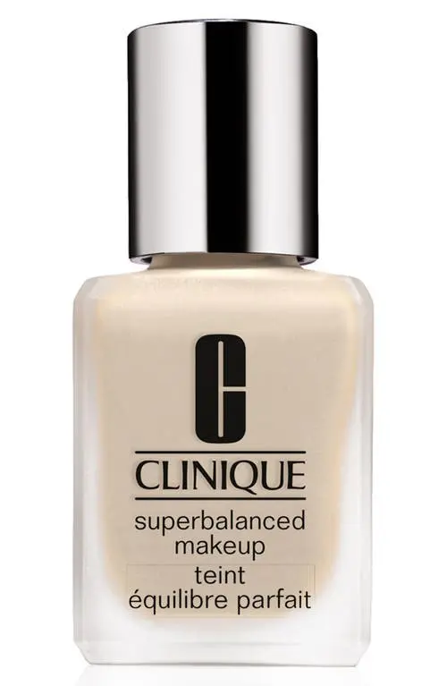 CLINIQUE Superbalanced Makeup Foundation - 02 Breeze