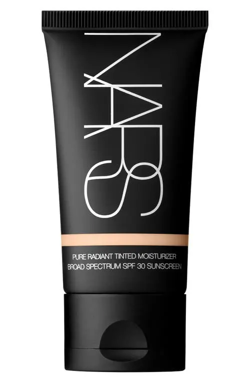 NARS Pure Radiant Tinted Moisturizer Broad Spectrum Spf 30 - Gotland
