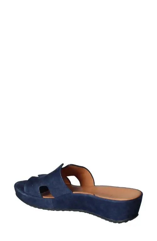 L'AMOUR DES PIEDS Catiana Platform Sandal - Navy