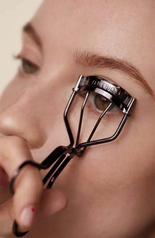 SHISEIDO The Makeup Eyelash Curler - No Color