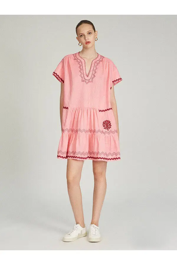 Saloni Ashley B Dress In Geranium Embroidered