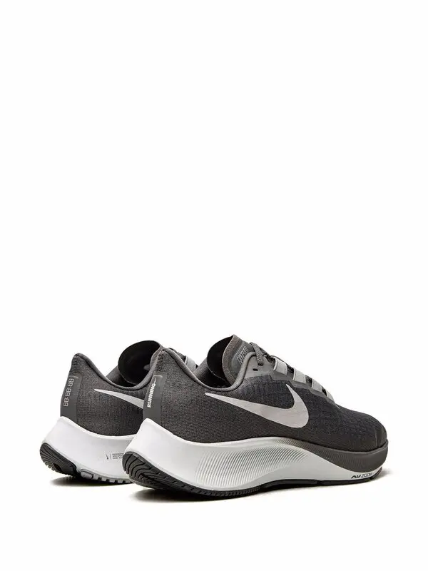 Nike Air Zoom Pegasus 37 Sneakers