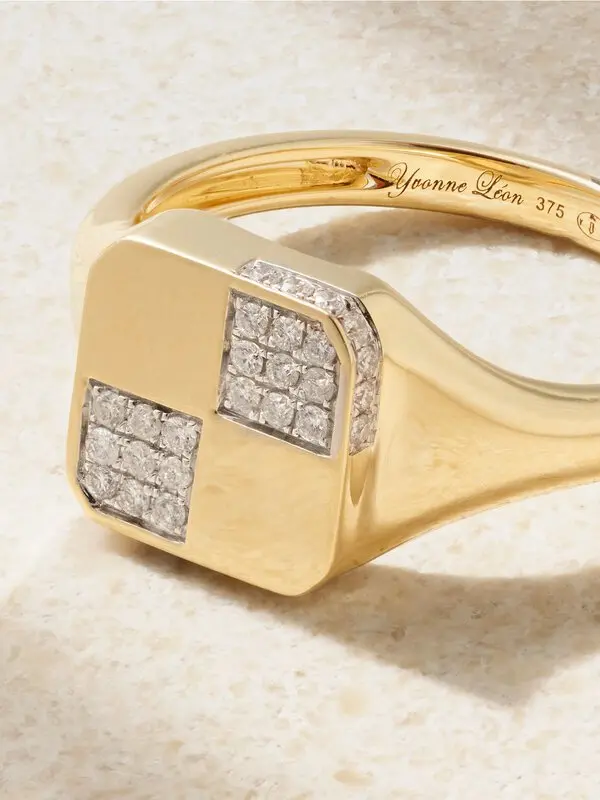Yvonne Léon 9-karat Diamond Signet Ring