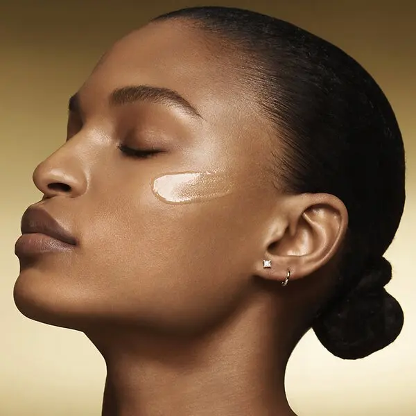 Estée Lauder Re-nutriv Ultimate Diamond Transformative Brilliance Serum - One-color
