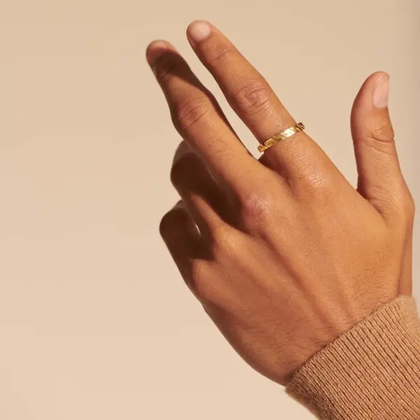 John Hardy Carved Chain Band Ring Slim