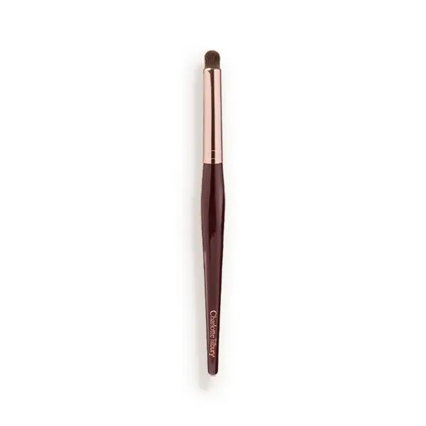 Charlotte Tilbury Eye Smudger Brush - Rose Gold & Night Crimson