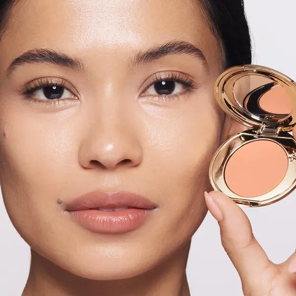 Charlotte Tilbury Magic Vanish - Medium
