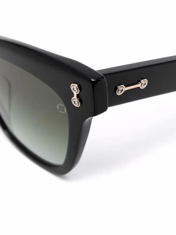 AKONI Vela Cat-eye Sunglasses