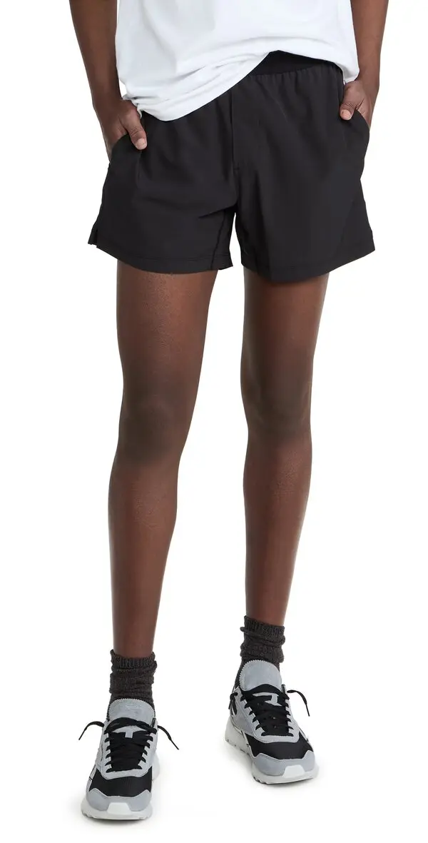 RHONE 5" Mako Tech Shorts