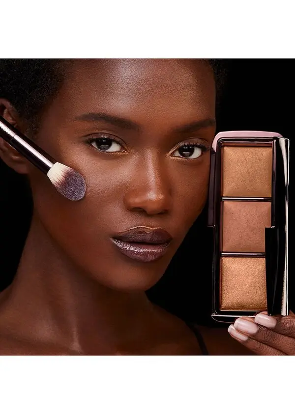 HOURGLASS Ambient Lighting Palette - Volume 3