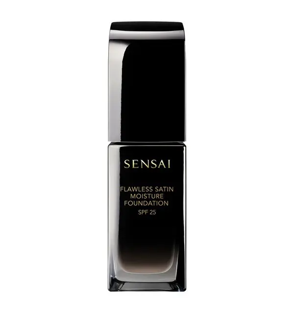 SENSAI Flawless Satin Moisture Foundation Spf 25 - Nude