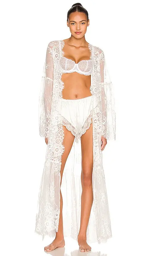 HOMEBODII Georgina Long Lace Robe - White