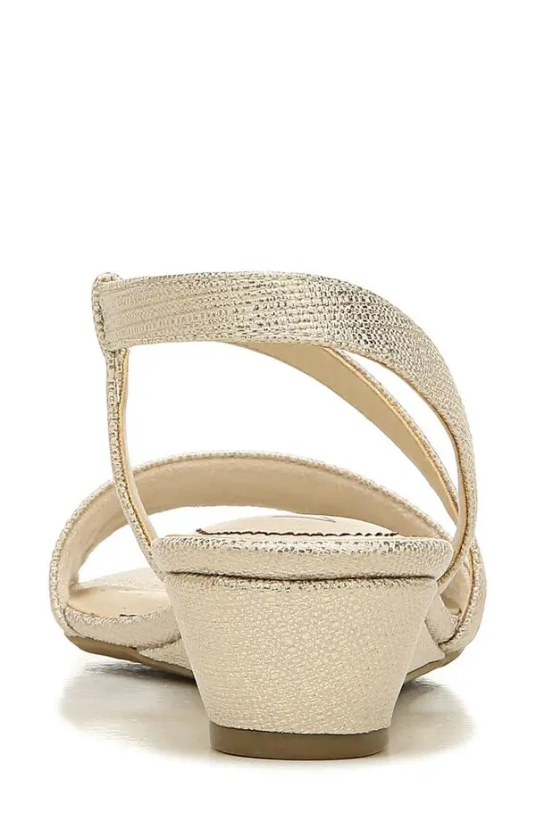 LIFESTRIDE Yasmine Wedge Sandal - Light Gold Synthetic
