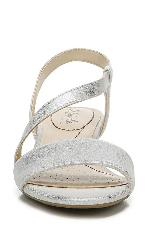 LIFESTRIDE Yasmine Wedge Sandal - Silver