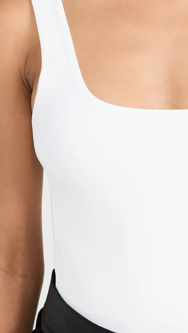 Good American Sculpting Modern Tank Thong Bodysuit - White001