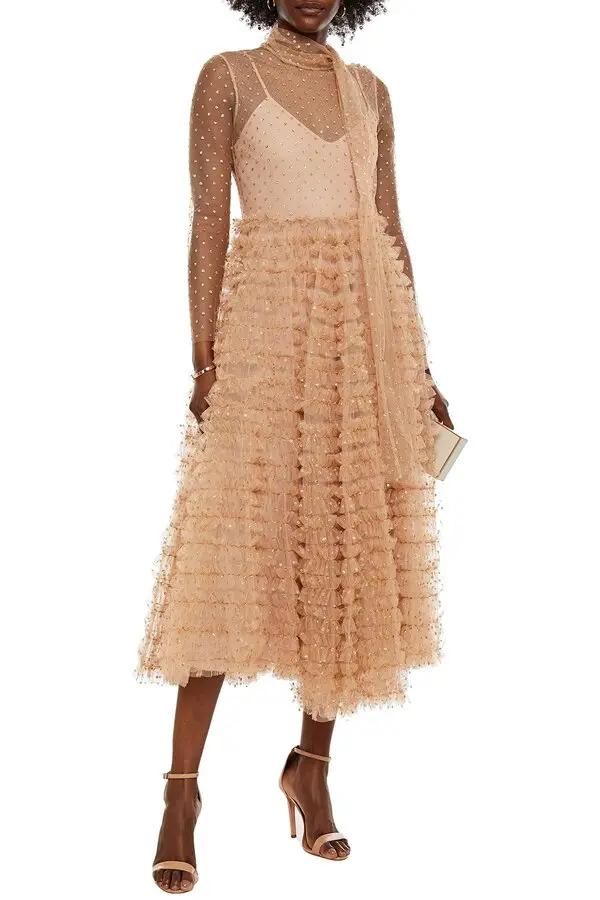 red valentino dress What is Valentino Red and how did it come to be? The fashion brand's red  dresses, worn by Rihanna, Scarlett Johansson, Nicole Kidman and Penlope  Cruz, are so iconic that Pantone recognises