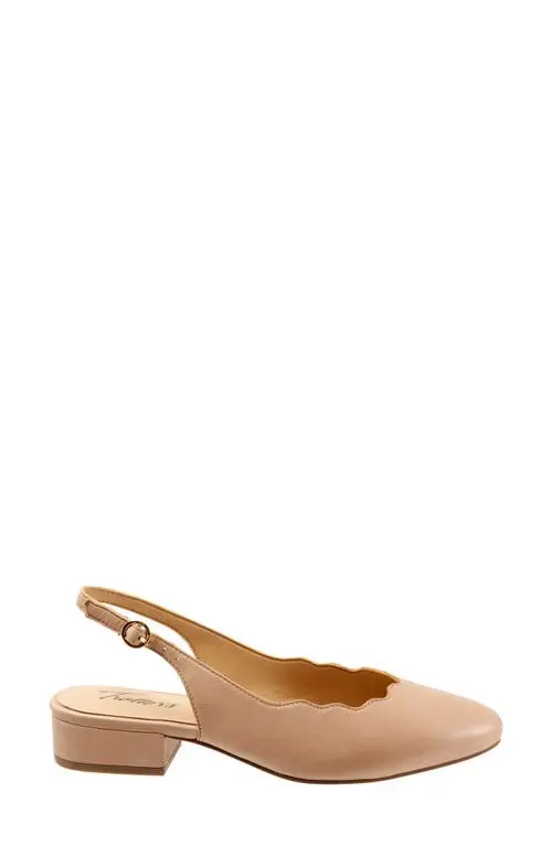 Trotters Joselyn Slingback Flat - Nude