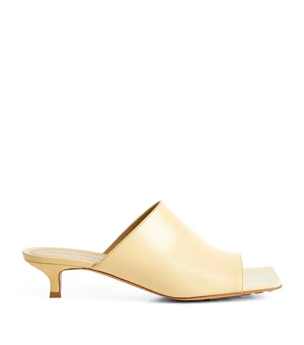 Bottega Veneta Leather Stretch Mules - Neutral