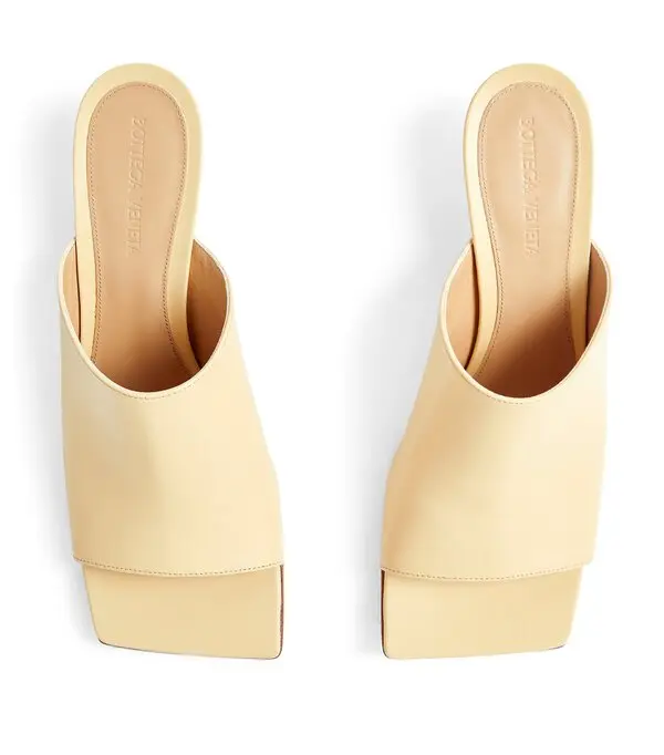 Bottega Veneta Leather Stretch Mules - Neutral