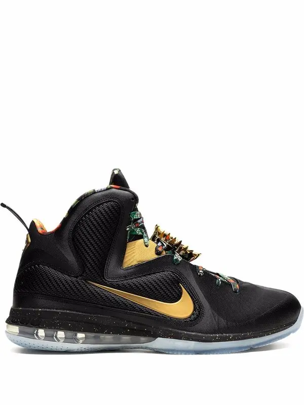 Nike Lebron Watch The Throne Sneakers