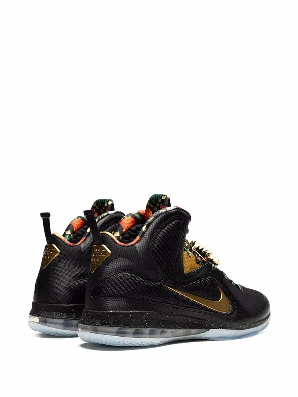 Nike Lebron Watch The Throne Sneakers