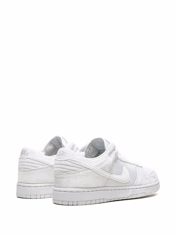 Nike X Dover Street Market Dunk Low Triple Velvet Sneakers - White