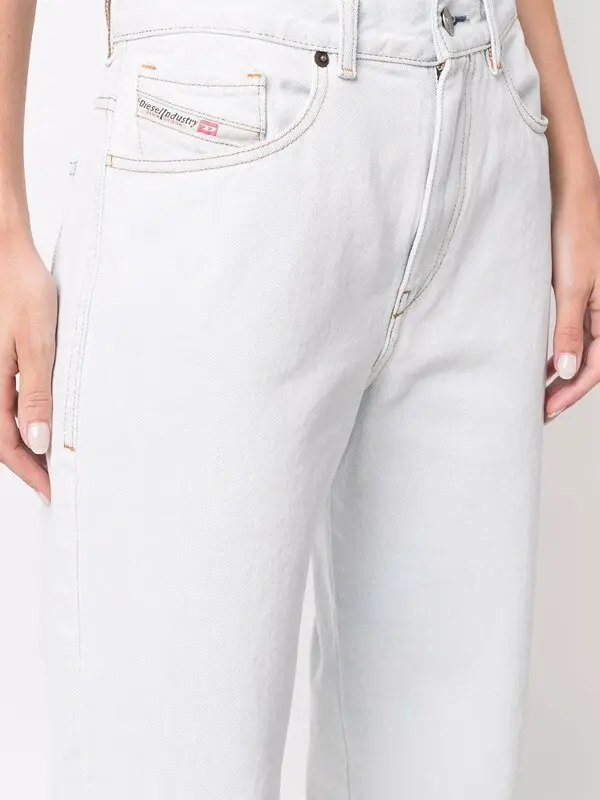 DIESEL® D-air Boyfriend Cut Jeans