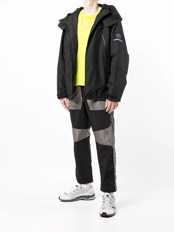 WHITE MOUNTAINEERING Logo-patch Hooded Jacket