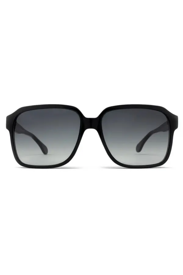 Sienna Alexander Elba | Square Sunglasses - Black | Editorialist display picture 3