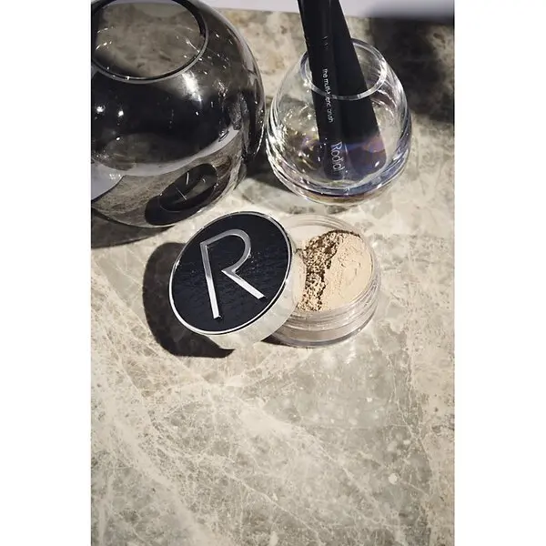 Rodial Glass Powder 18g - One-color