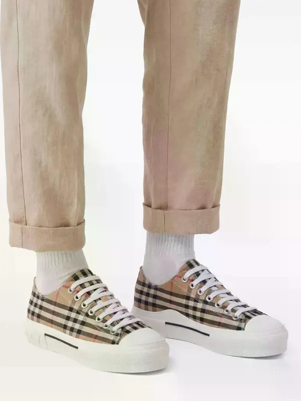 Burberry Check Lace Up Low Top Sneakers - Neutrals