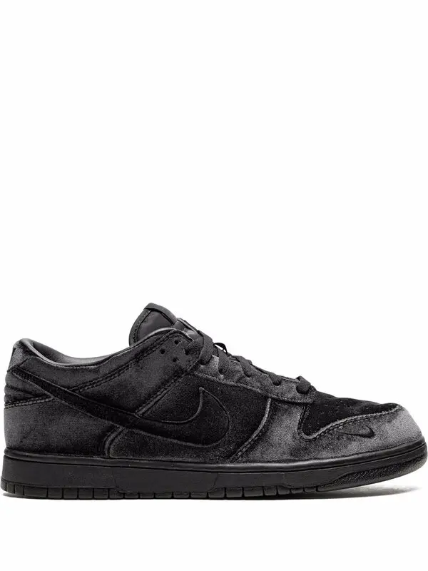 Nike X Dover Street Market Dunk Low Triple Velvet Sneakers - Black