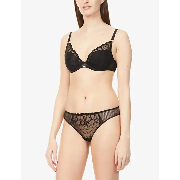 Chantelle Fleurs Embroidered Plunge T-shirt Bra - 011 Black