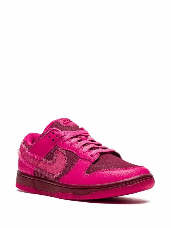 Nike Dunk Low Sneakers - Pink