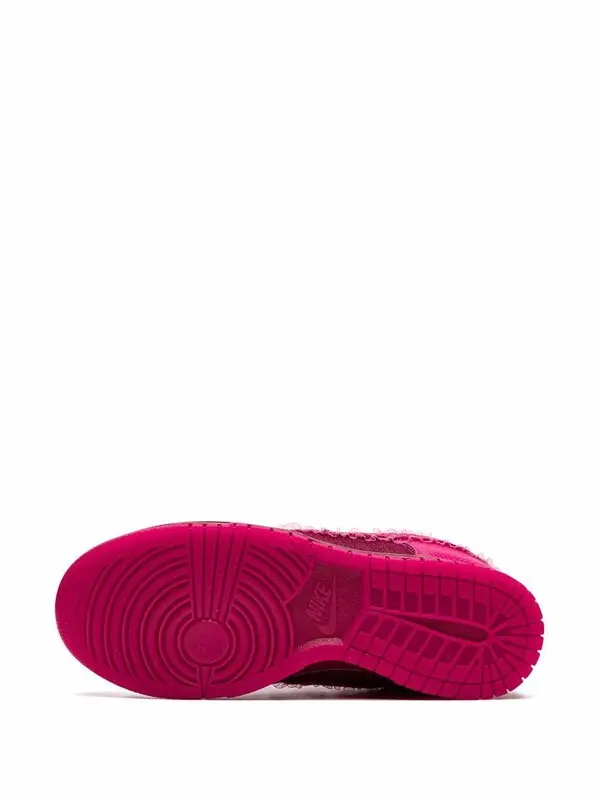 Nike Dunk Low Sneakers - Pink